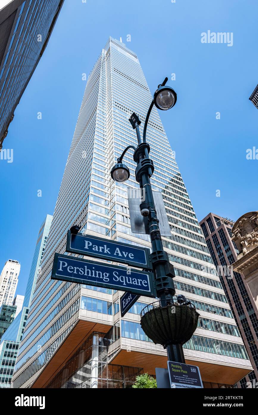New York City street signs are an essential part of the city's ...