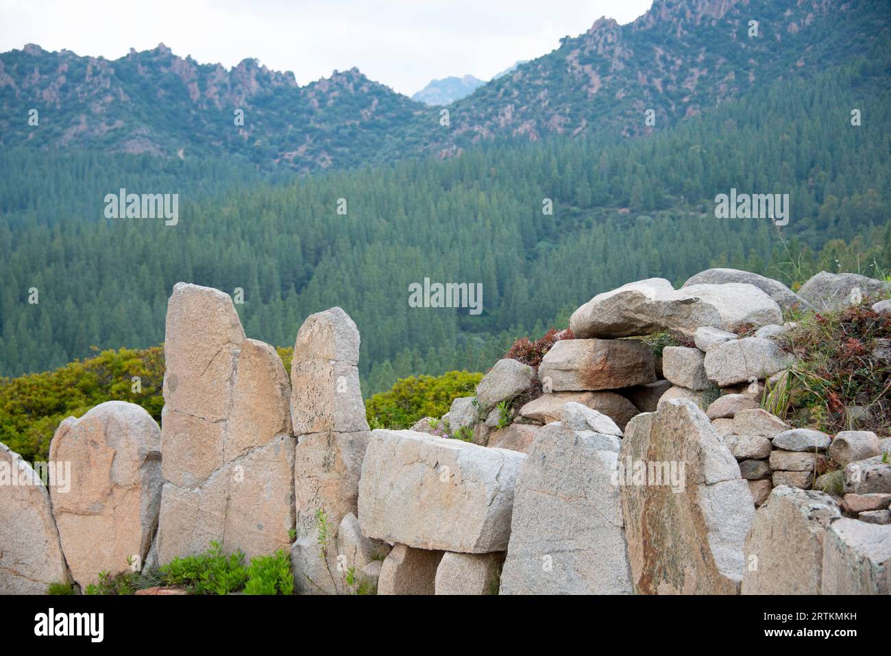 Tomb nuragic hi-res stock photography and images - Alamy