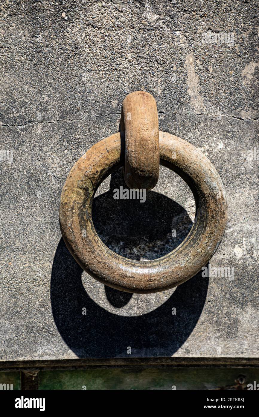 WA23613...WASHINGTON - Ring used to tie-down the guns when they are ...