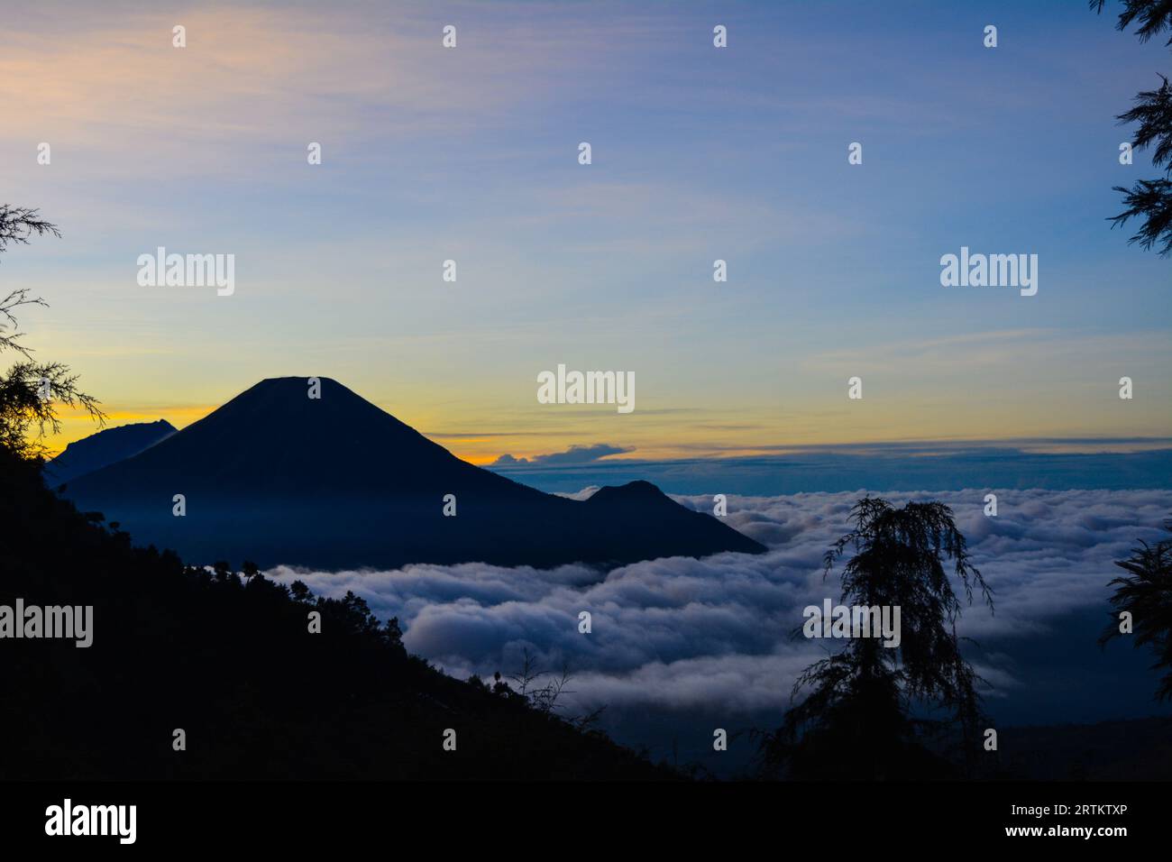 The view of Mount Prau before sunrise is very beautiful Stock Photo - Alamy