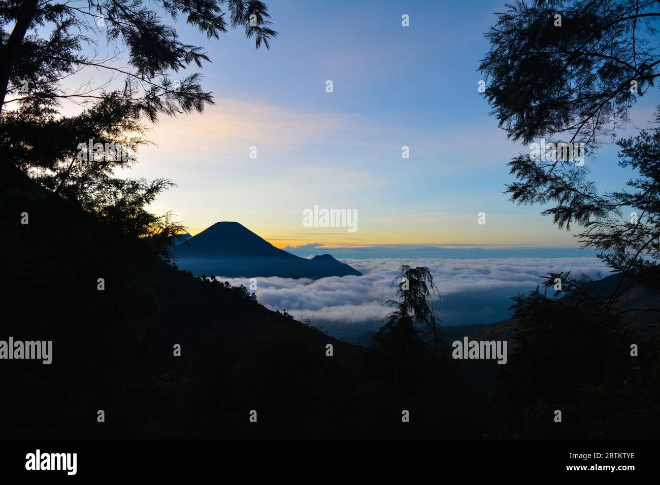 The view of Mount Prau before sunrise is very beautiful Stock Photo - Alamy