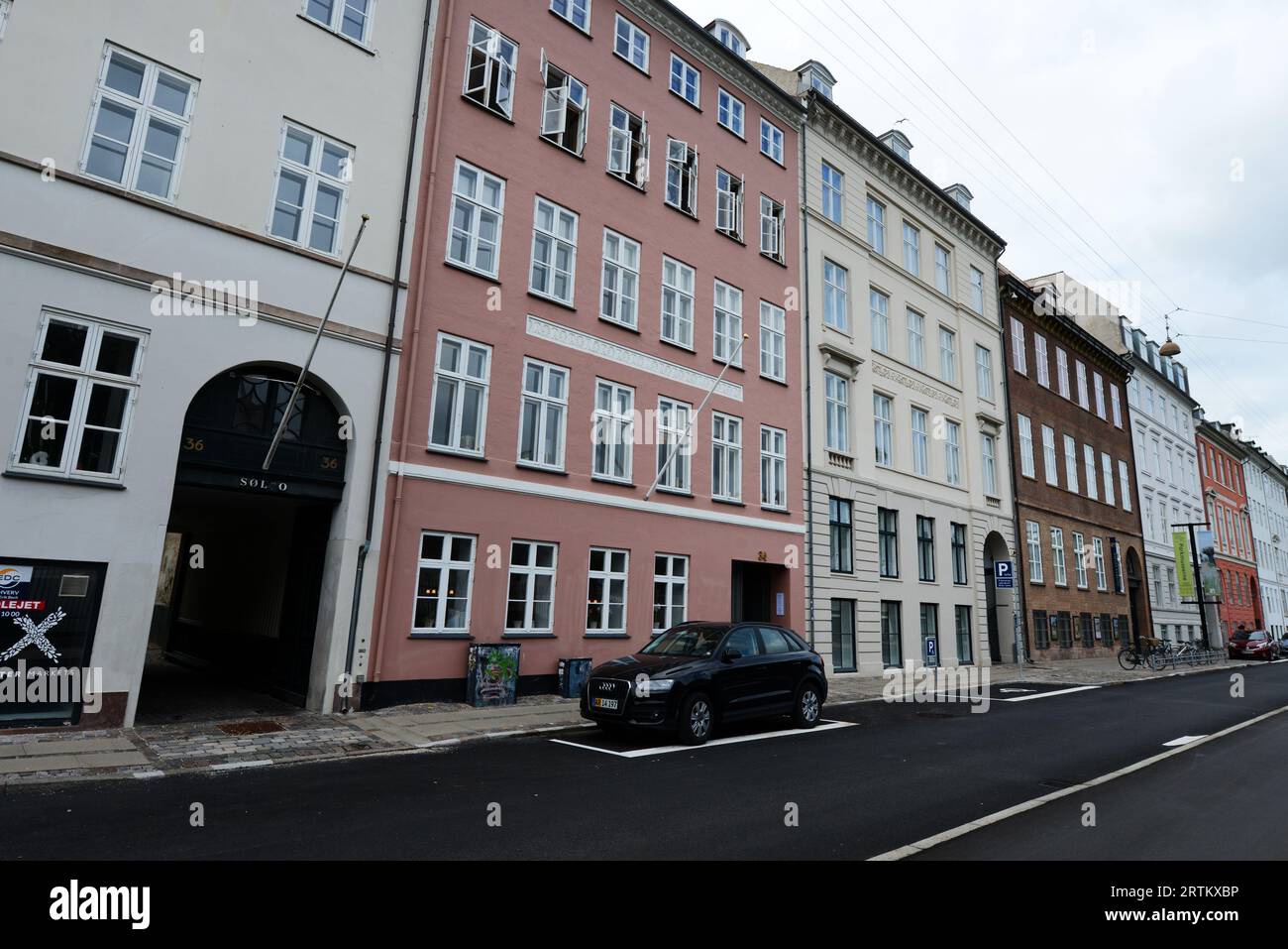 Beautiful buildings along Kronprinsessegade in Copenhagen, Denmark ...