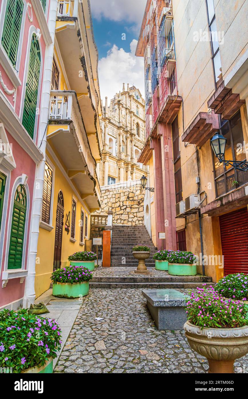 Ruins Of Saint Paul's Cathedral in downtown Macau Stock Photo - Alamy