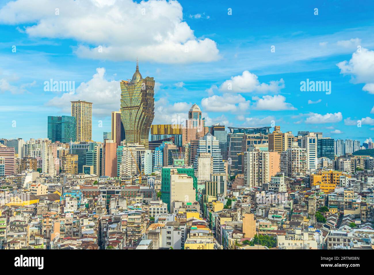 Macau cityscape famous casino skyscraper hi-res stock photography and ...