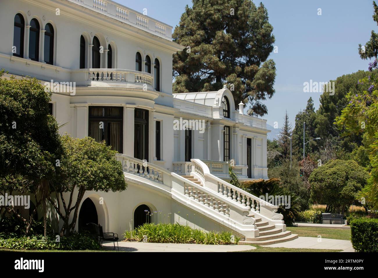 Pasadena, California, USA, June 11, 2022: Afternoon sunlight shines on ...