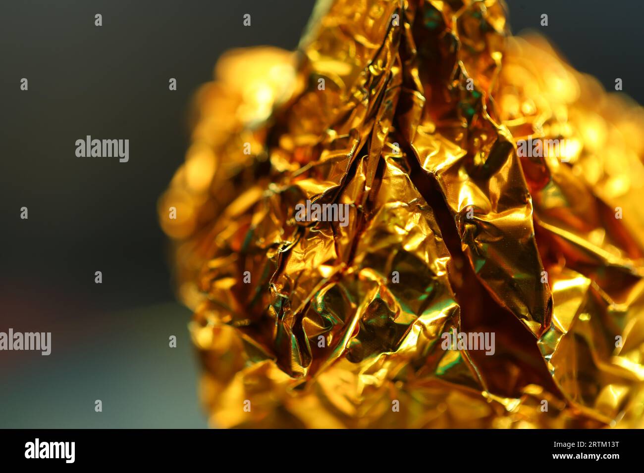 Gold paper texture hi-res stock photography and images - Alamy