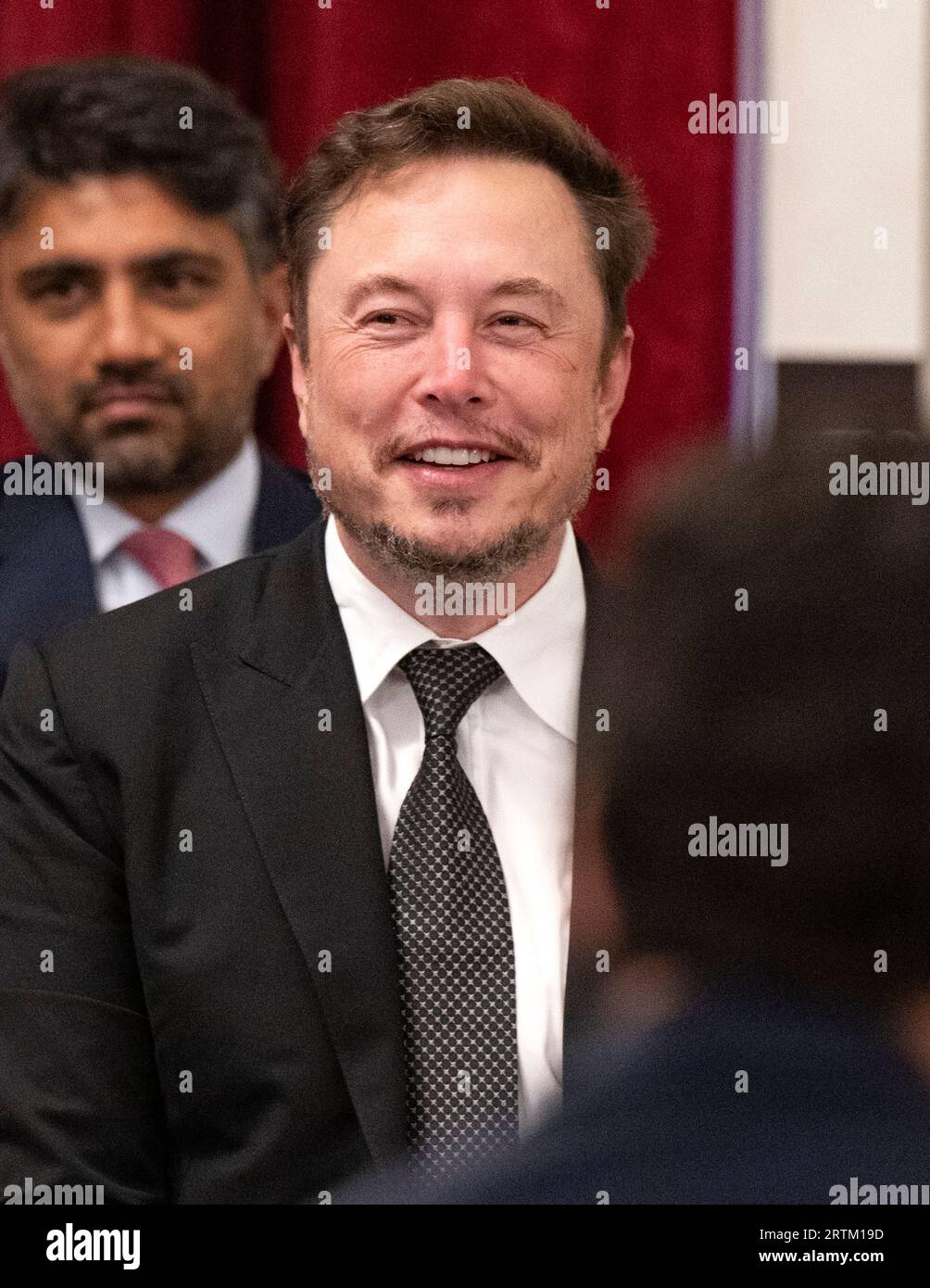 Spacex and x previously known as twitter hi-res stock photography and ...