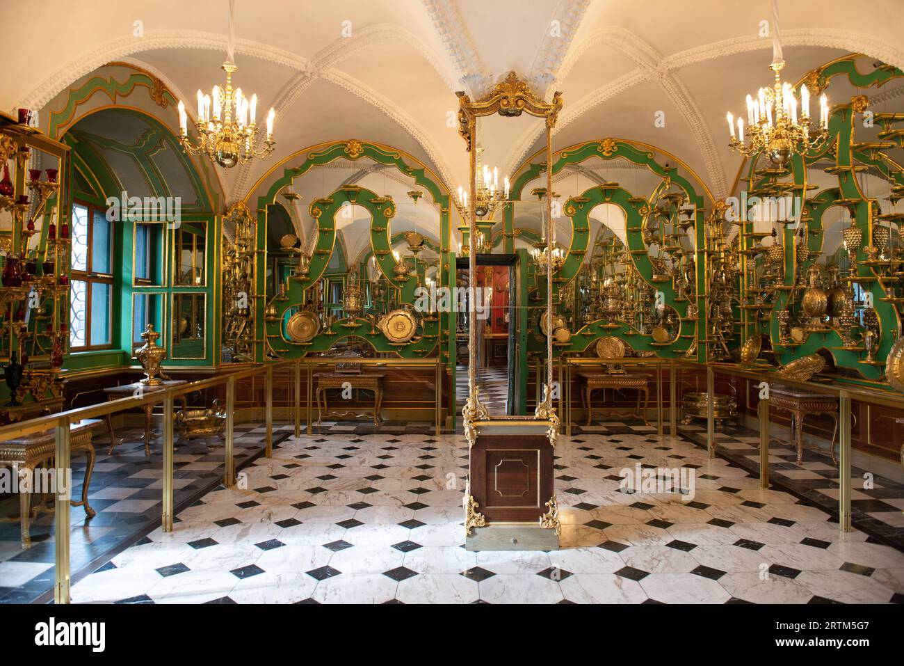 Visiting the Grünes Gewölbe or Green Vault, a museum in Dresden ...