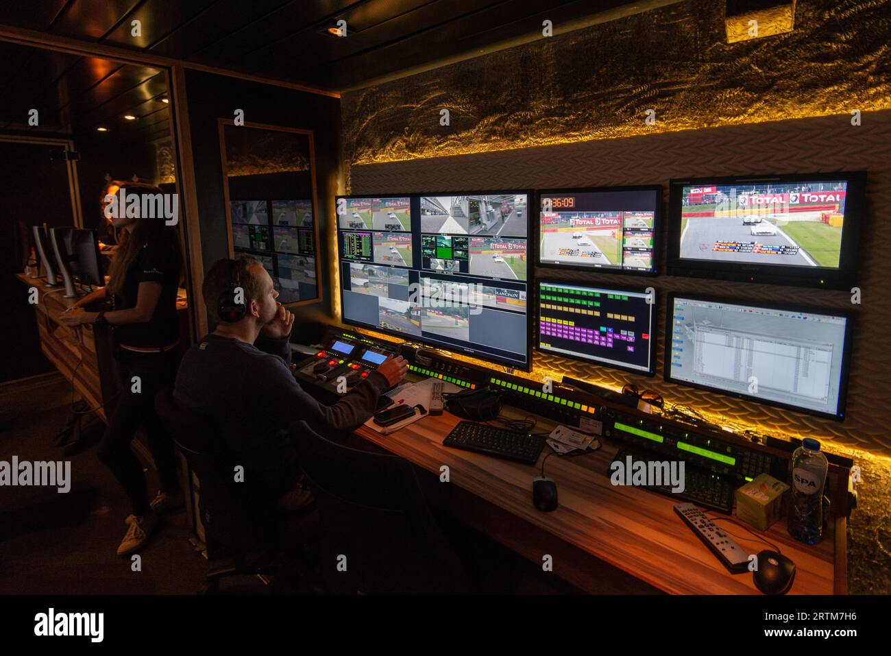 Photo Report of the 24 Hours of Spa Francorchamps with exclusive behind ...