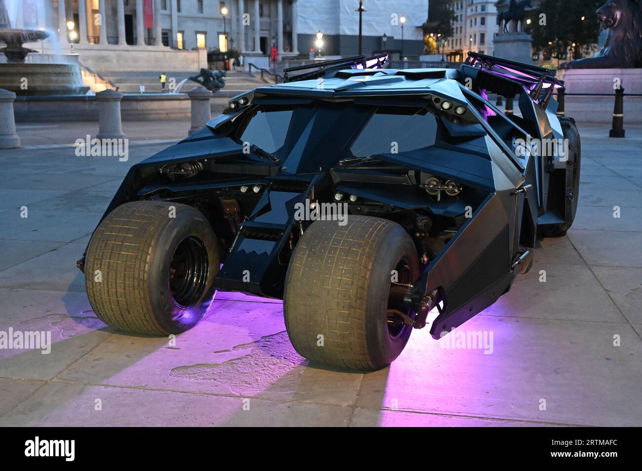 The Tumbler (Christian Bale's Batman's epic batmobile) stunt in ...