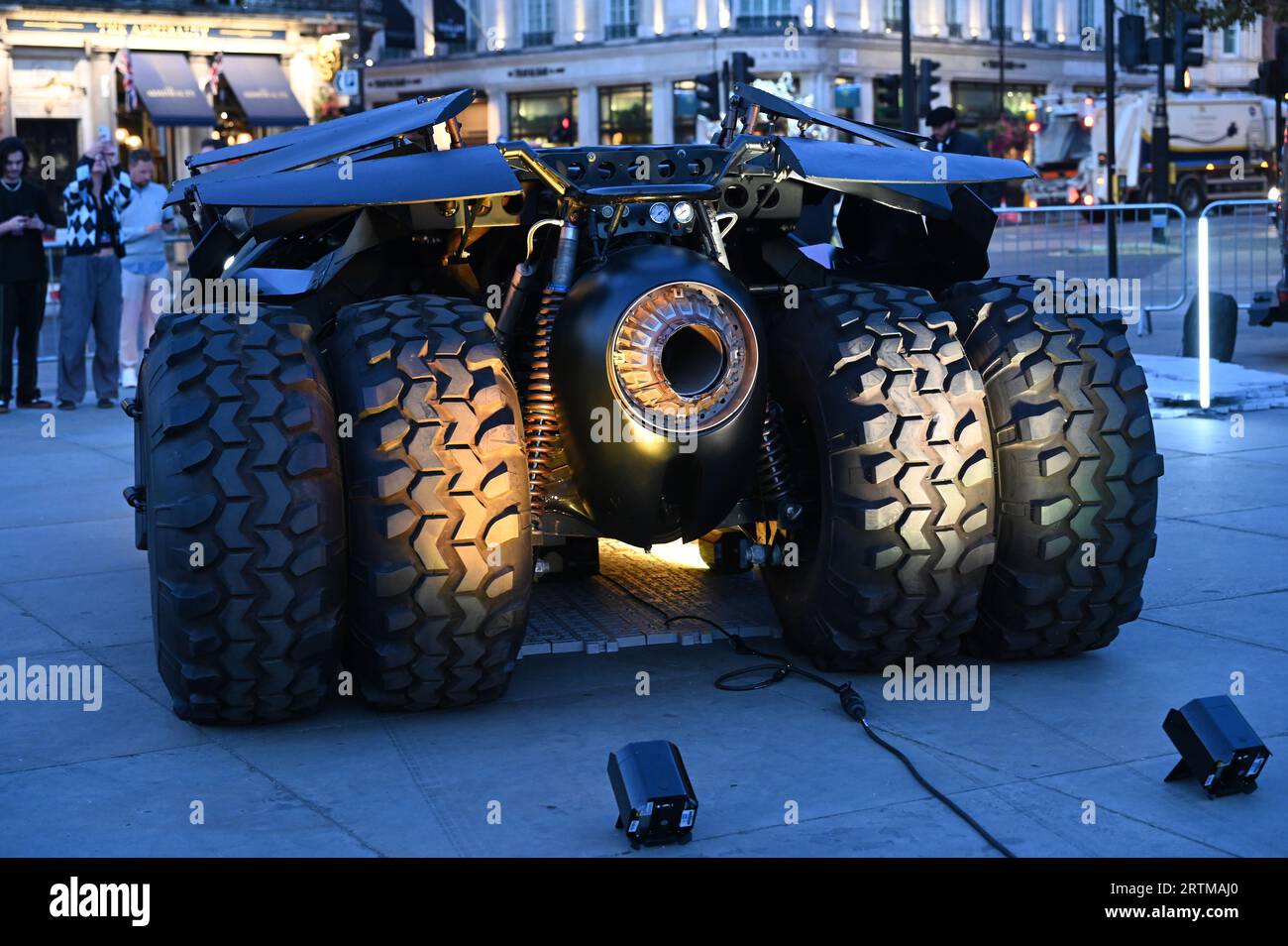 Christian bale batman hi-res stock photography and images - Alamy