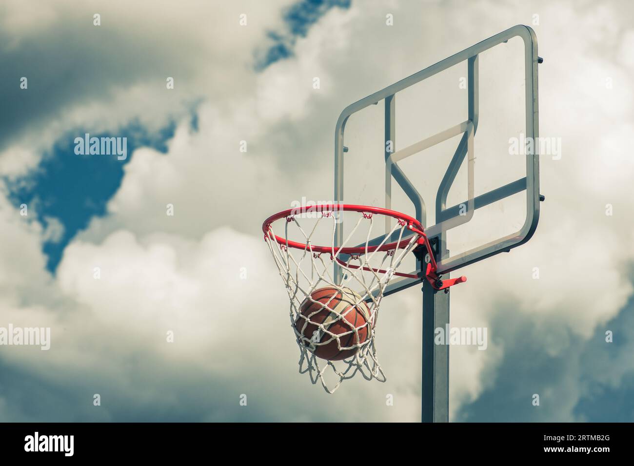 Ball and net hi-res stock photography and images - Alamy
