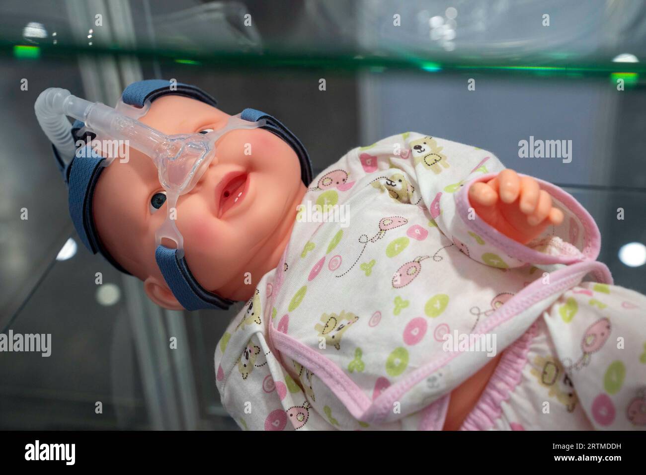 Bangkok, Bangkok, Thailand. 14th Sep, 2023. A nasal oxygen delivery ...