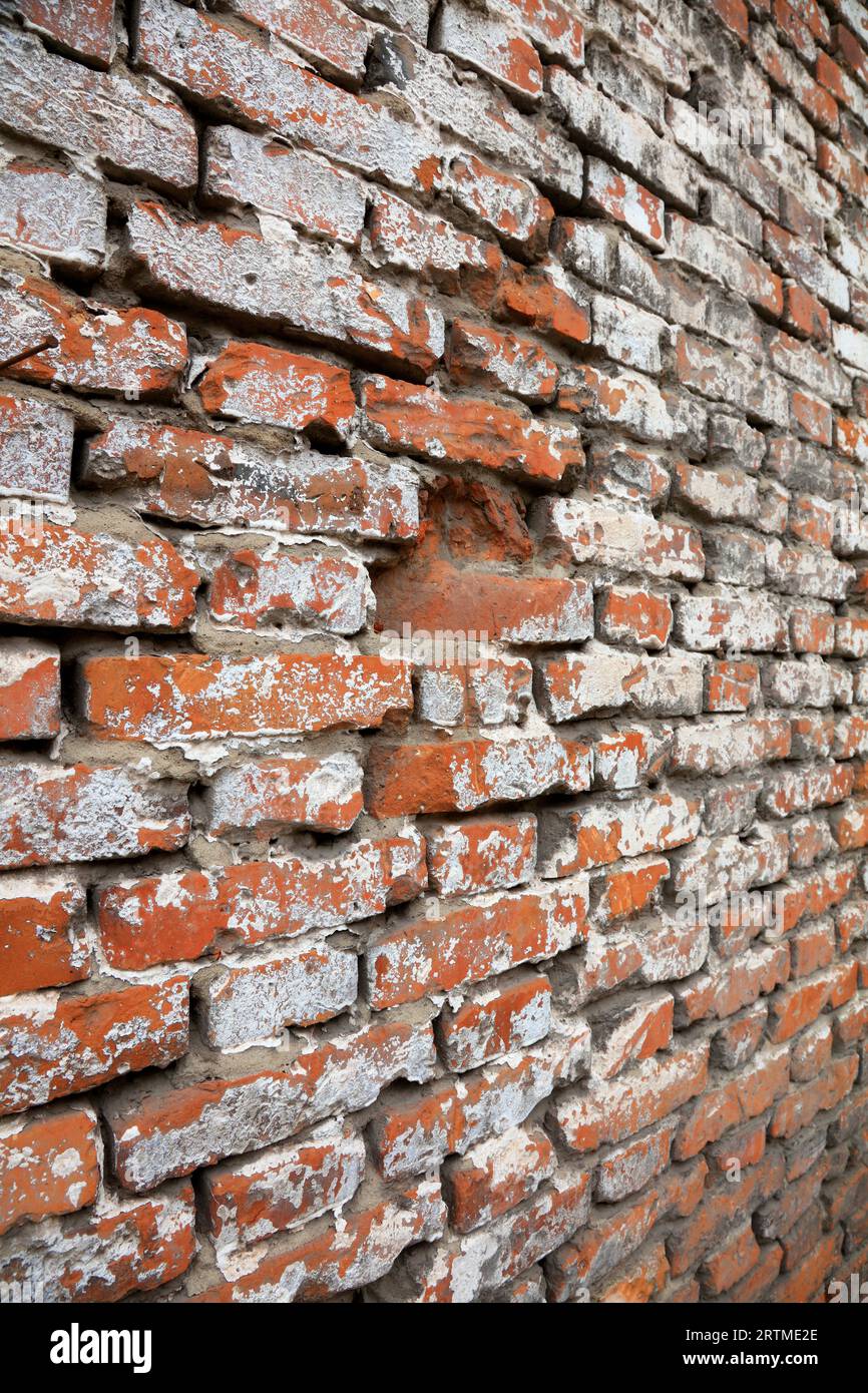 The broken and mottled walls look very dangerous Stock Photo - Alamy