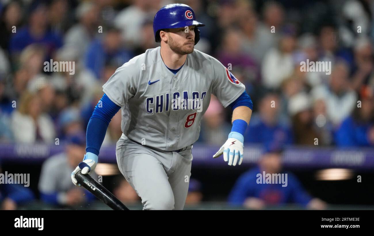 Chicago Cubs left fielder Ian Happ (8) in the fourth inning of a ...