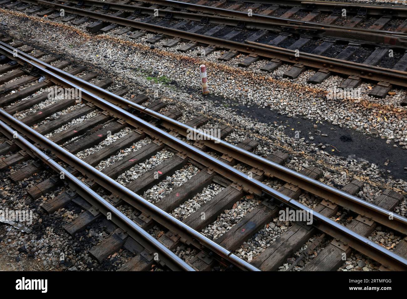Close up photos of railway tracks Stock Photo - Alamy
