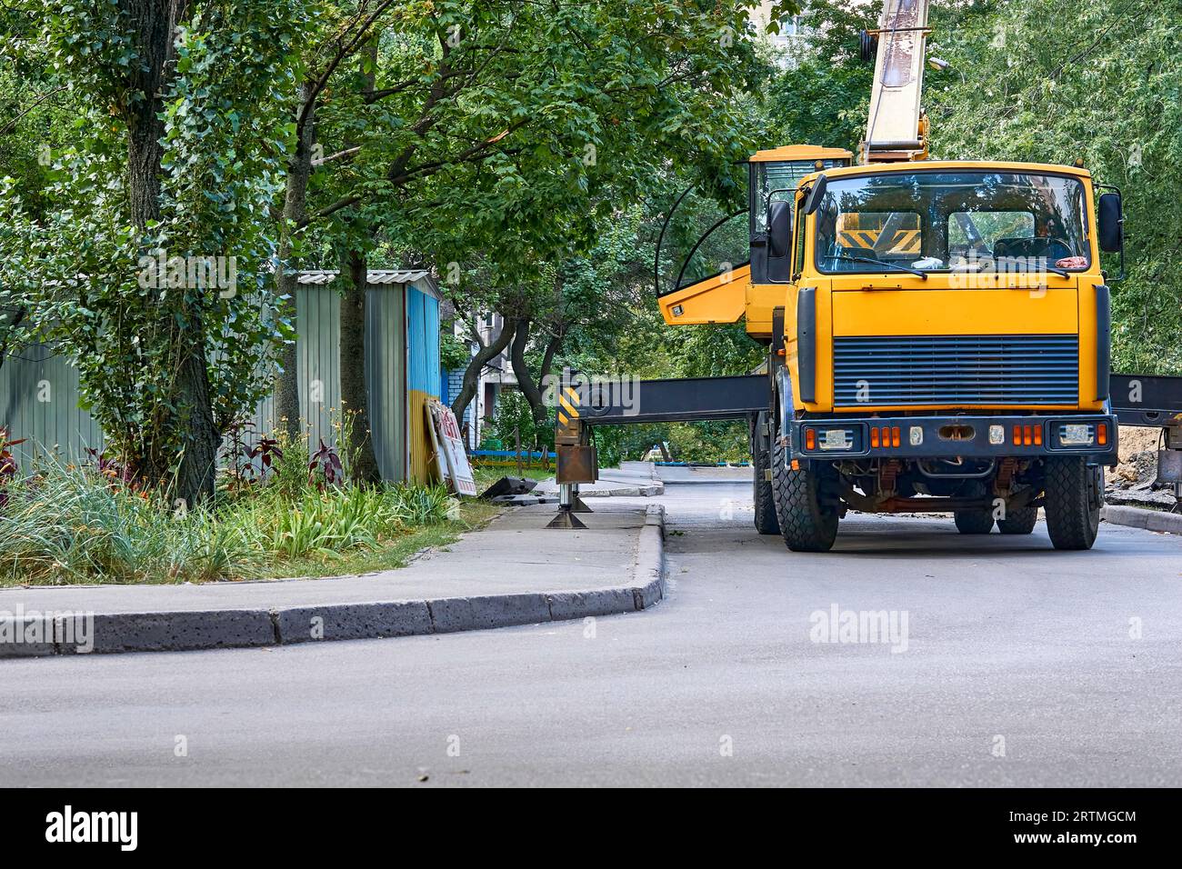 Lifting machine auto crane stands on stops detends on the ground Stock ...
