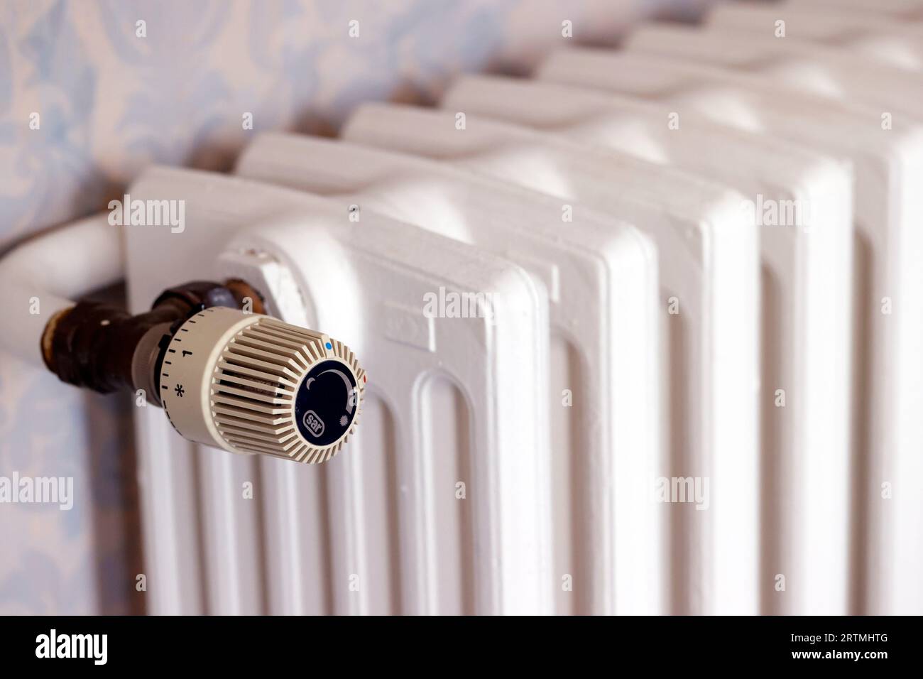 France heating hi-res stock photography and images - Alamy