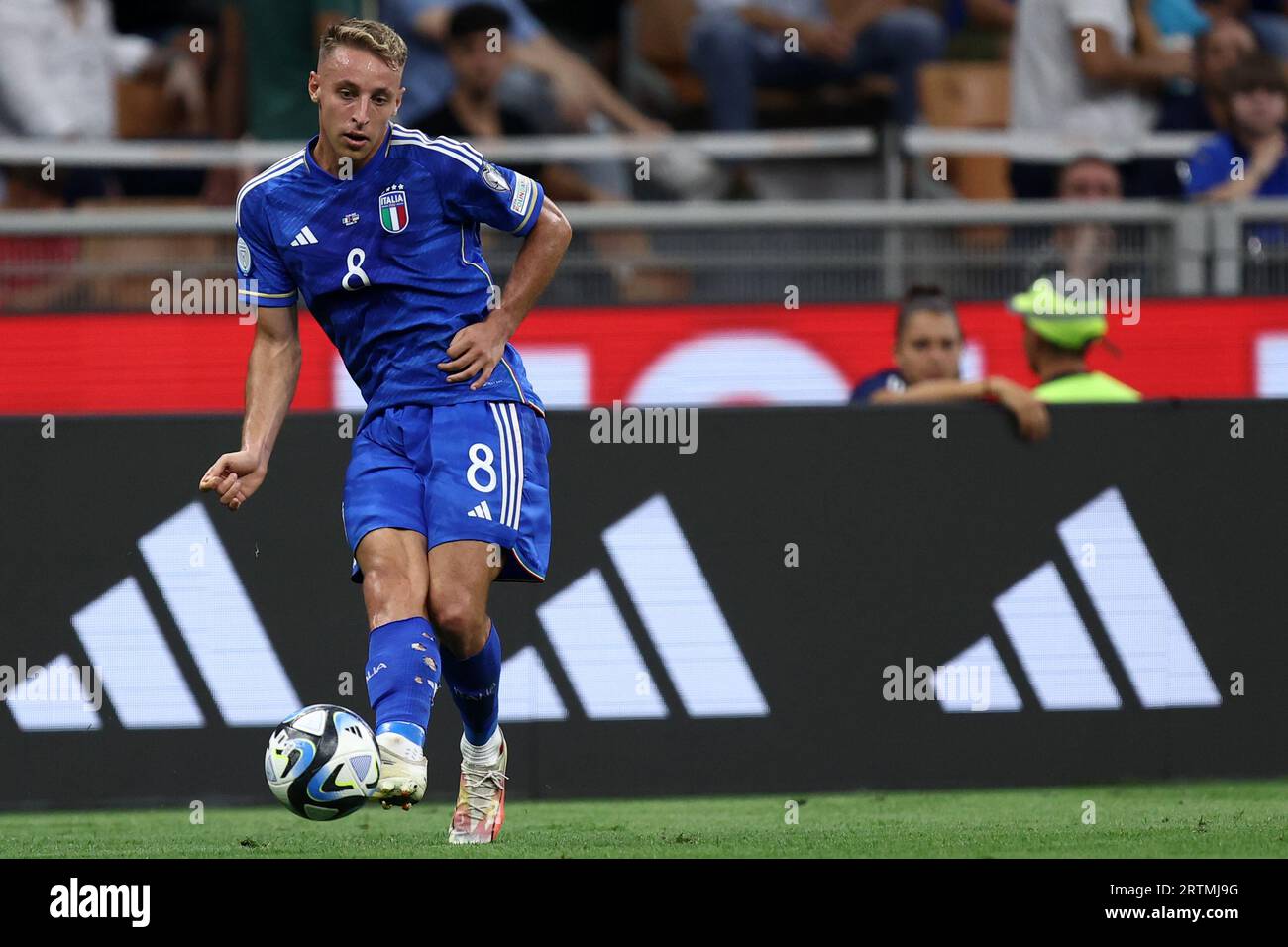 Davide Frattesi of Italy controls the ball during the UEFA EURO 2024 ...