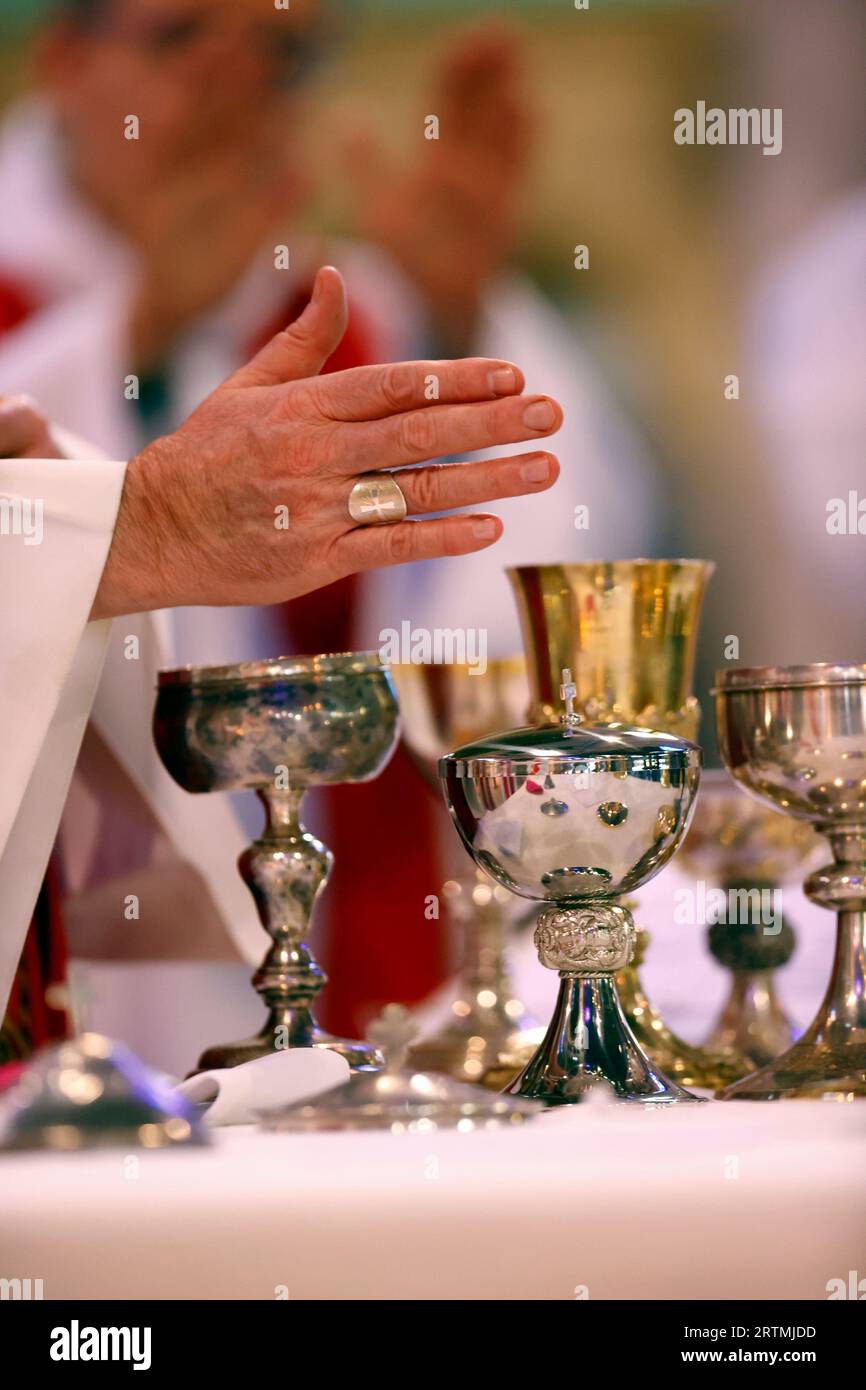 St Francis de Sales basilica. Catholic mass. Eucharist celebration ...