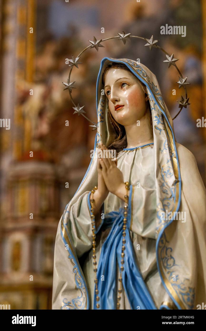 Praying Virgin Mary statue in the Jesuit church, Dubrovnik, Croatia ...