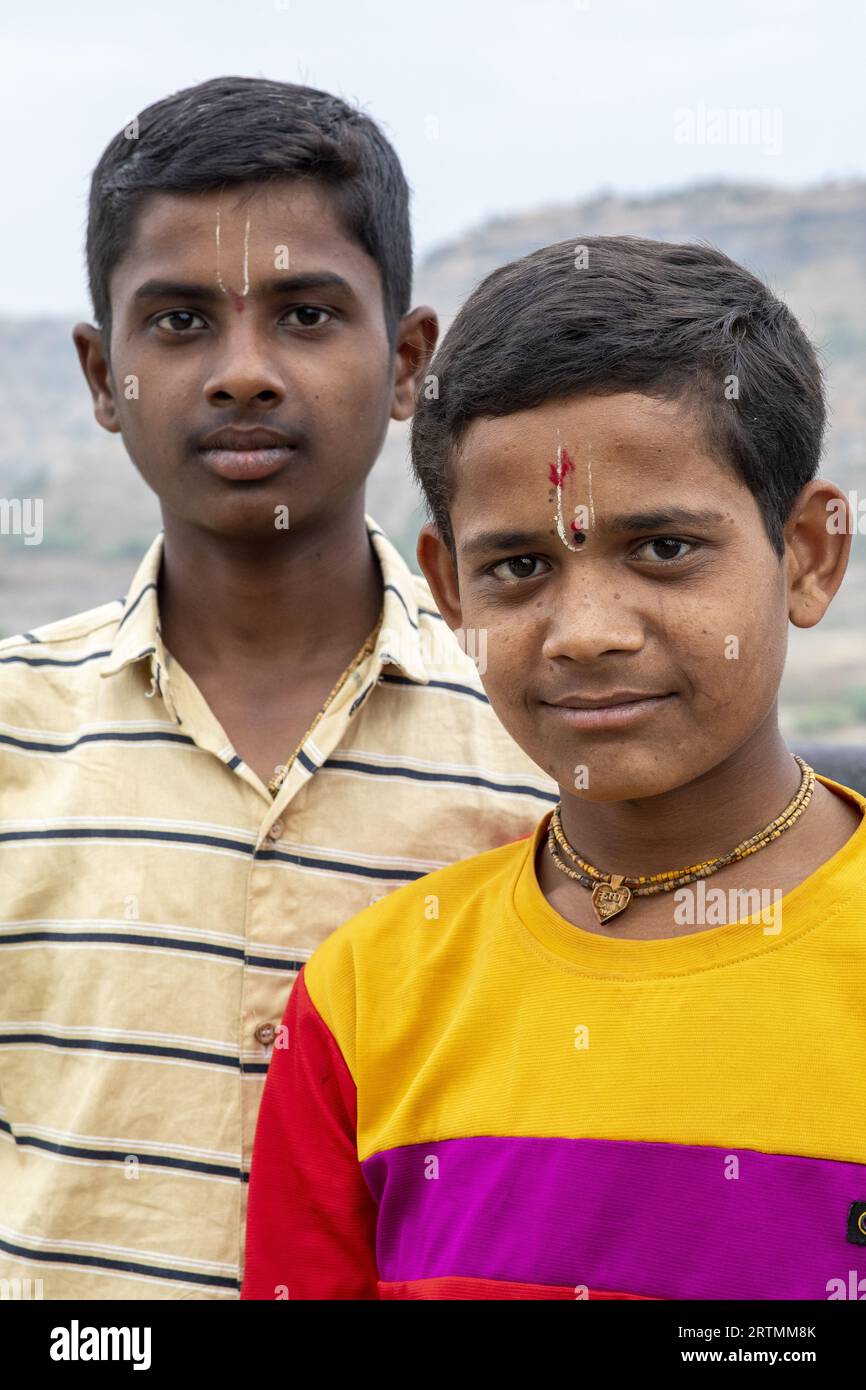 Hindu boys in Daulatabad, Maharashtra, India Stock Photo - Alamy