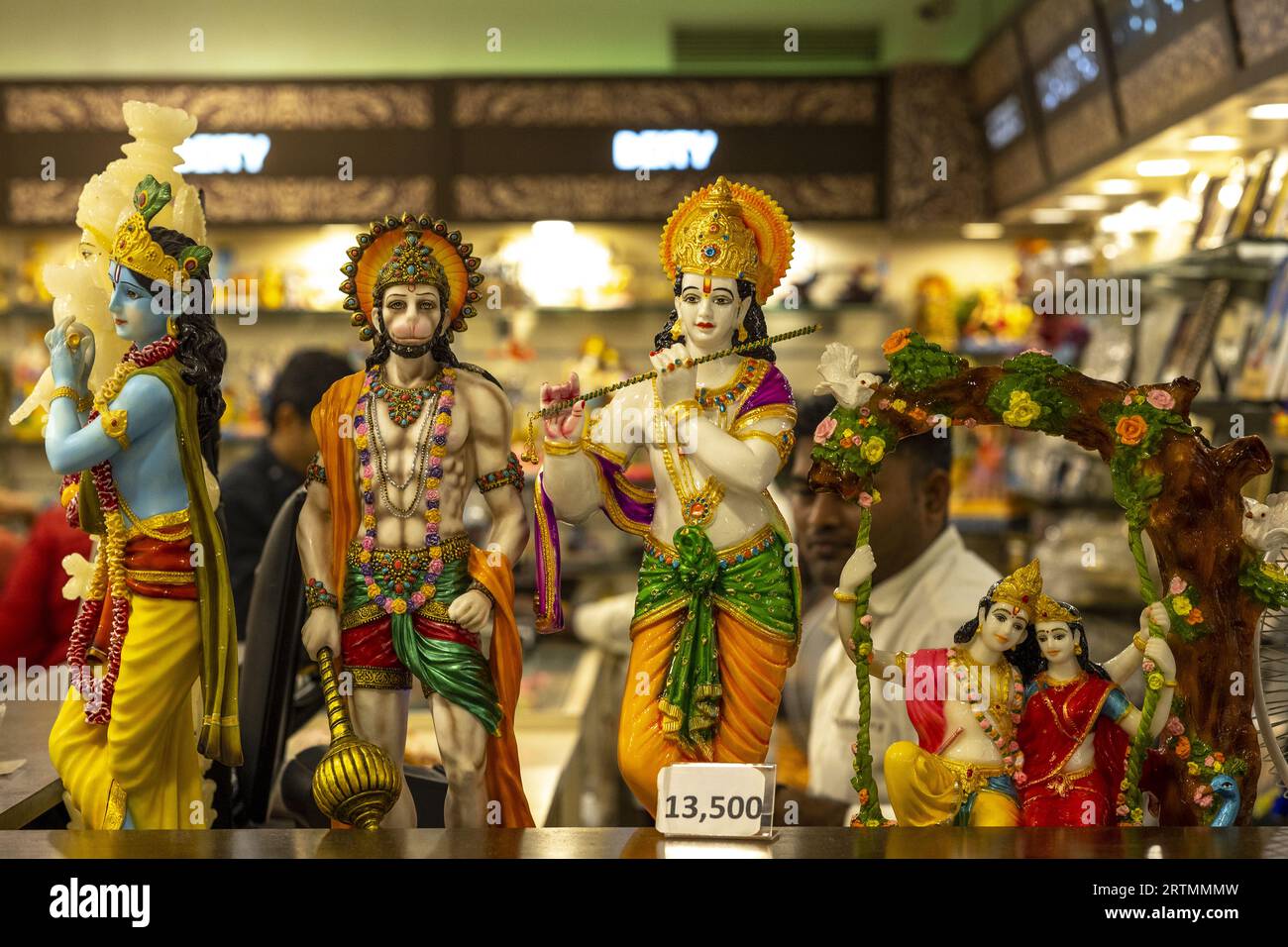 ISKCON temple shop in Juhu, Mumbai, India Stock Photo - Alamy
