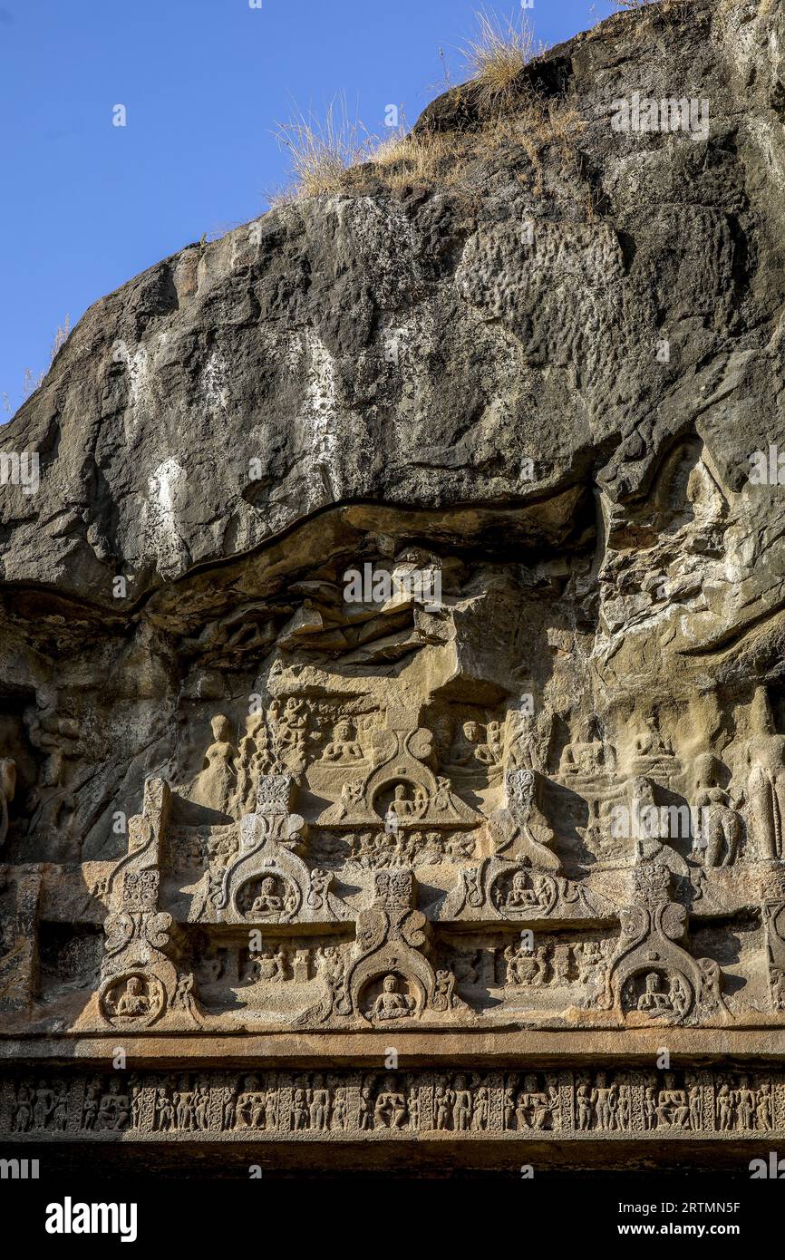 Ellora cave 10 hi-res stock photography and images - Alamy