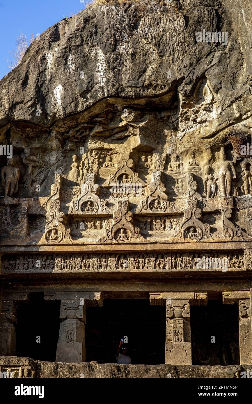 Ellora cave 10 hi-res stock photography and images - Alamy