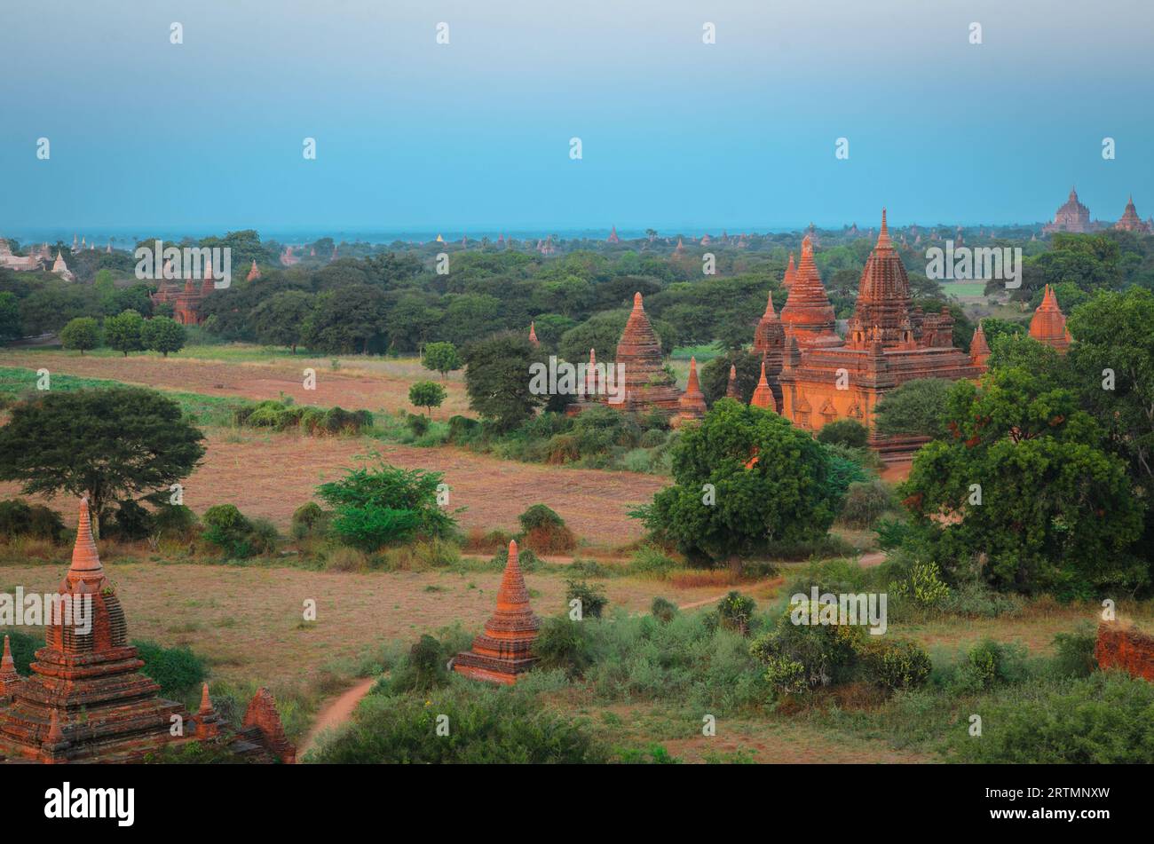 Ancient stupas, pagodas and temples of Bagan (Myanmar Stock Photo - Alamy