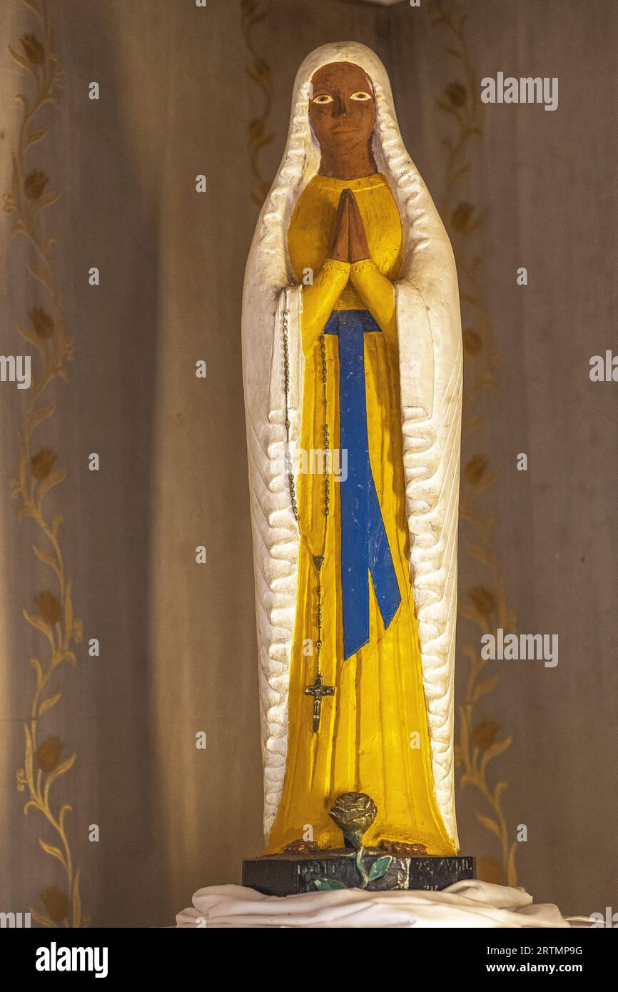 Virgin Mary statue in Mar Lodj catholic church, Senegal Stock Photo - Alamy