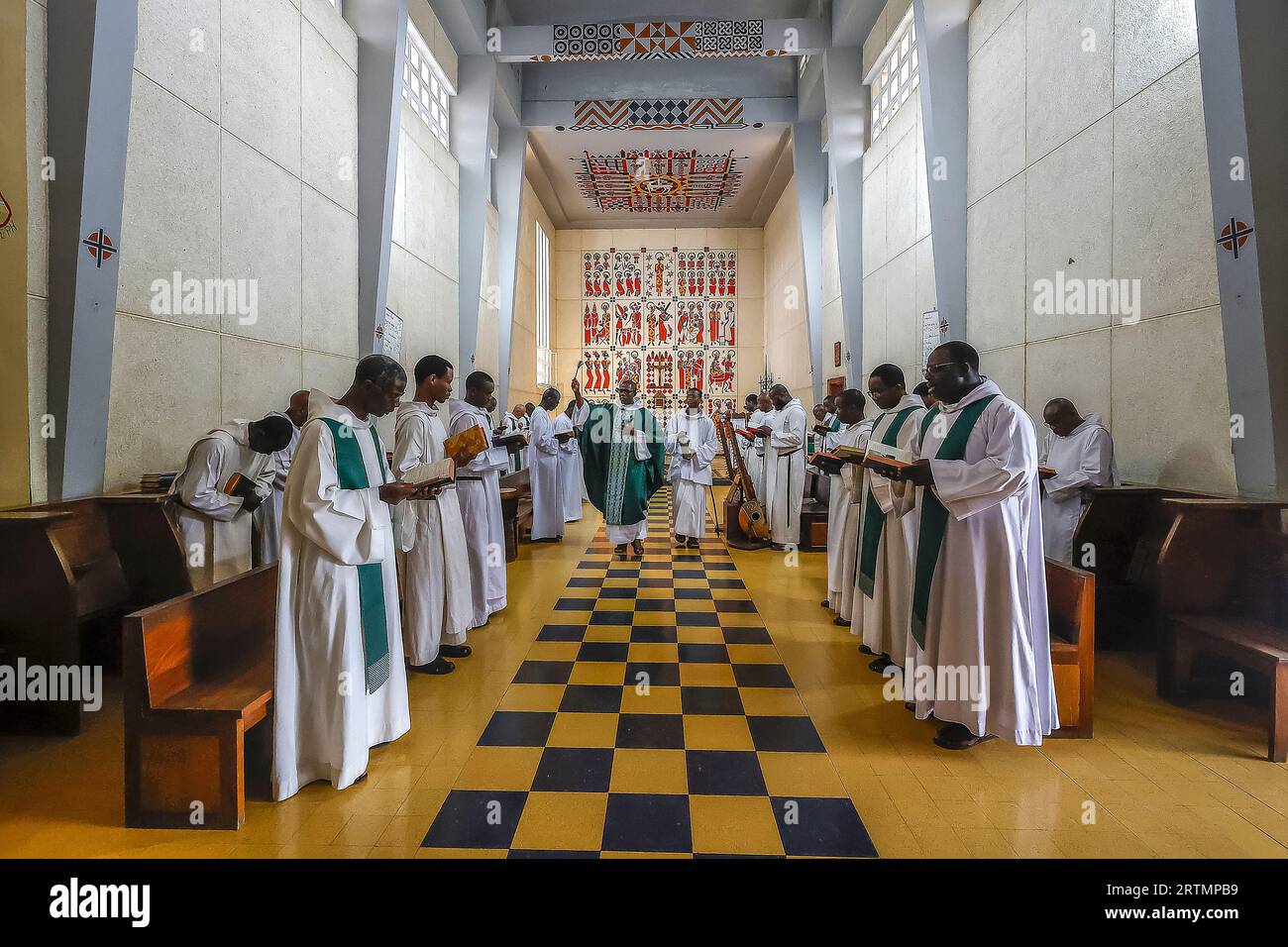 Sunday mass in Keur Moussa benedictine abbey church, Keur Moussa ...
