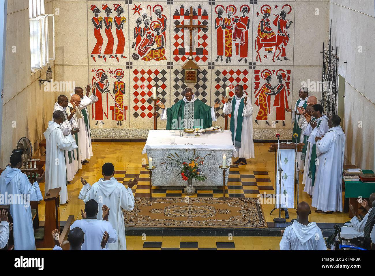 Sunday mass in Keur Moussa benedictine abbey church, Keur Moussa ...