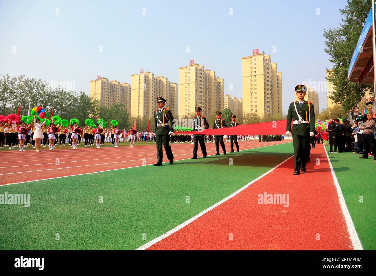 China flag school hi-res stock photography and images - Alamy