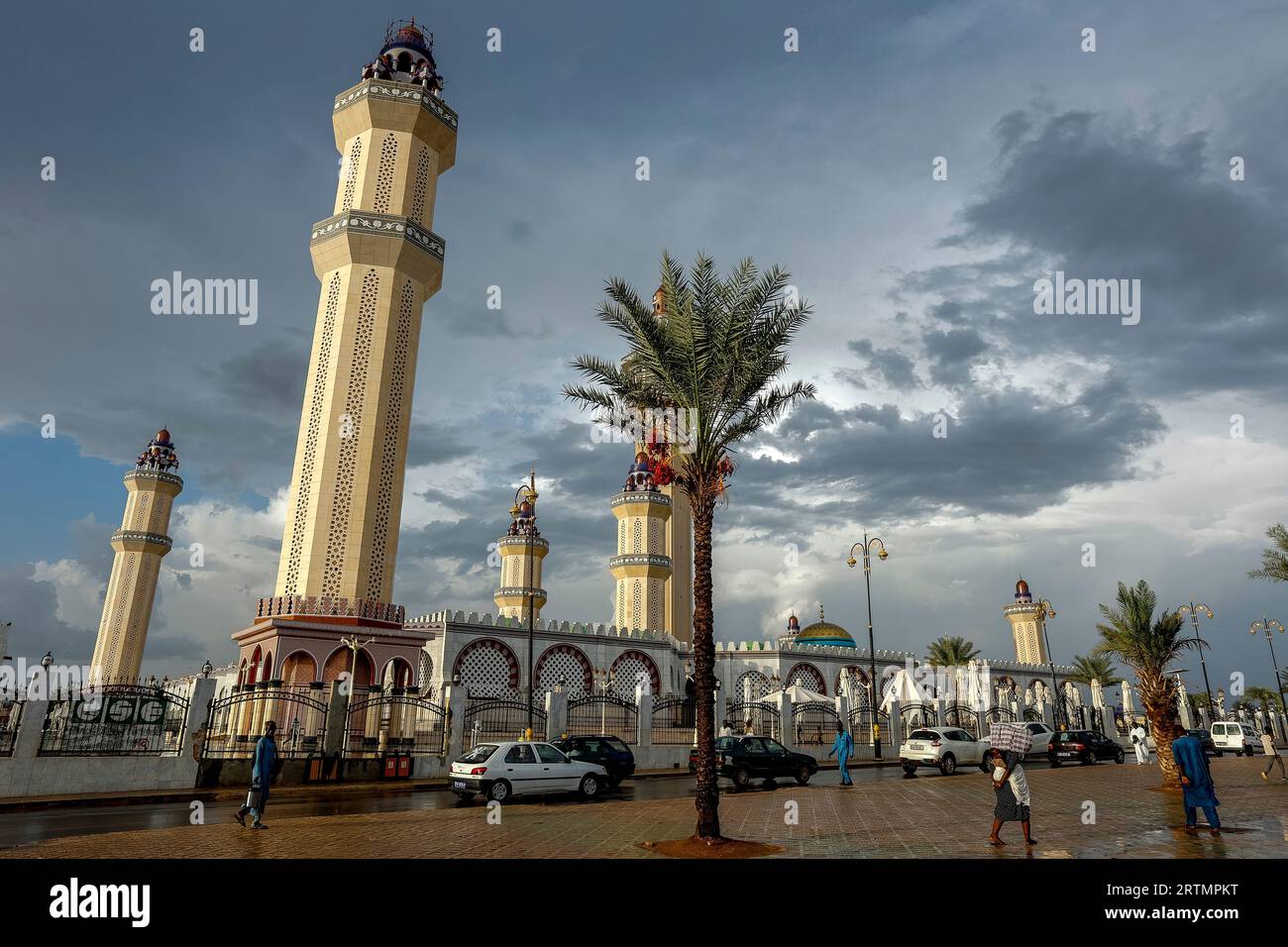 The great mosque in Touba, Senegal Stock Photo - Alamy