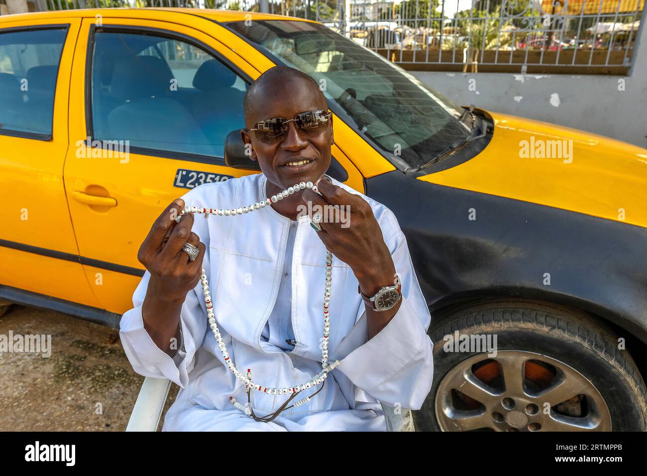 Prayer and taxi hi-res stock photography and images - Alamy
