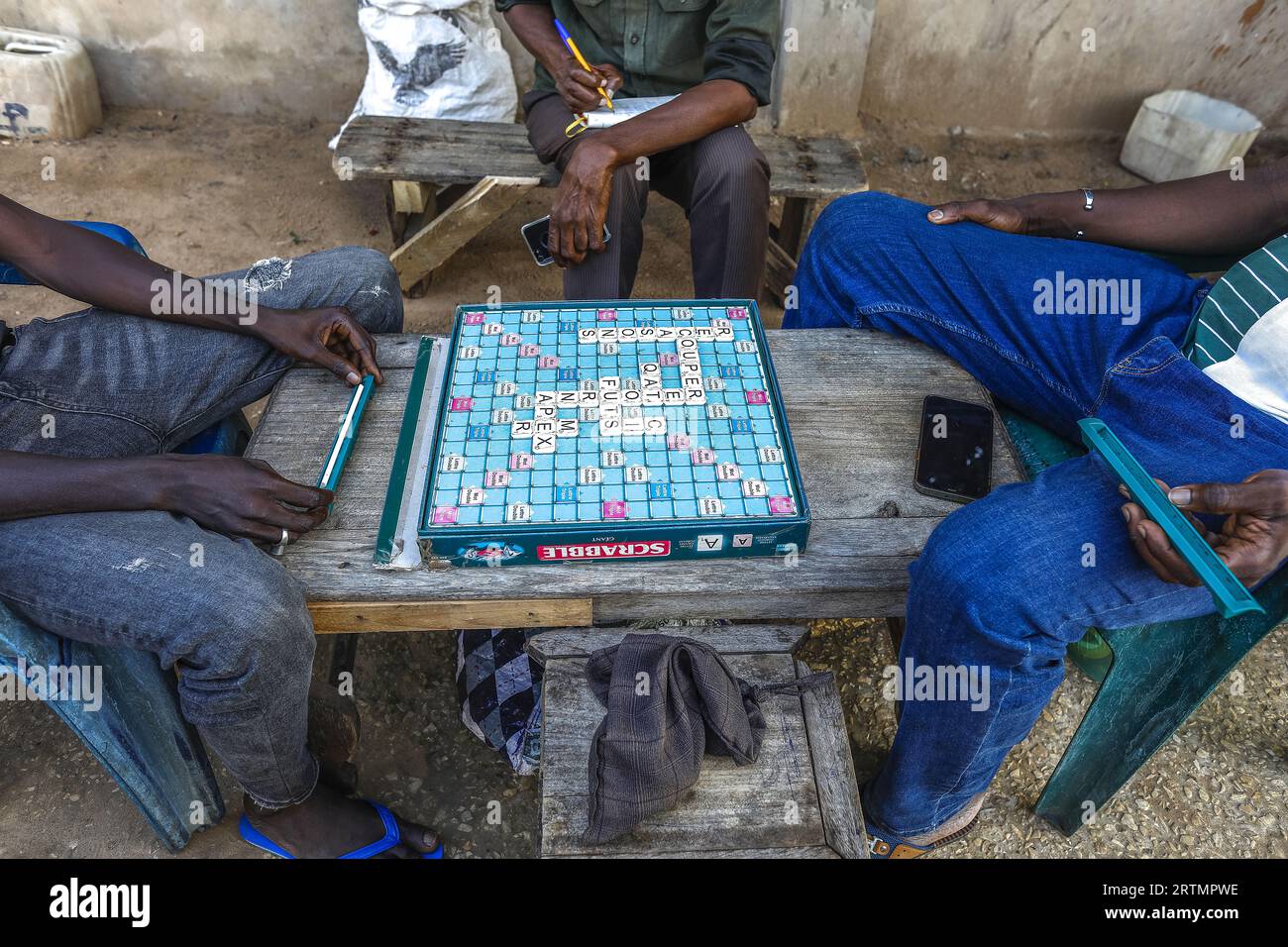 Men playing scrabble in Dakar, Senegal Stock Photo - Alamy Men playing scrabble in Dakar, Senegal Stock Photo - Alamy