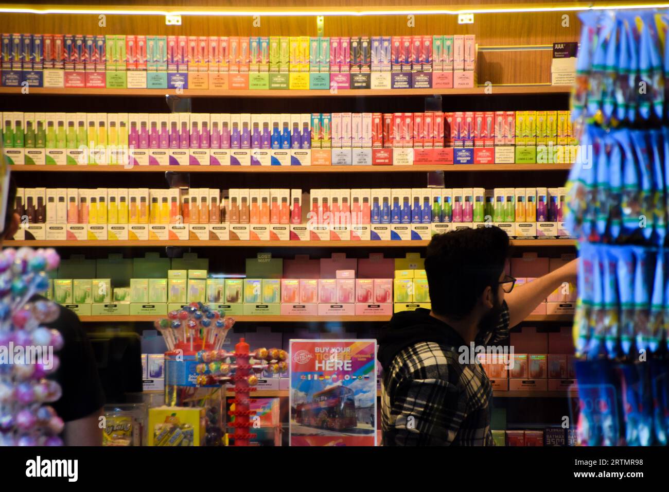 Colourful vapes hi-res stock photography and images - Alamy