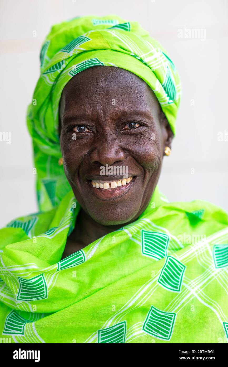 Smiling Senegalese muslim woman in Fatick, Senegal Stock Photo - Alamy
