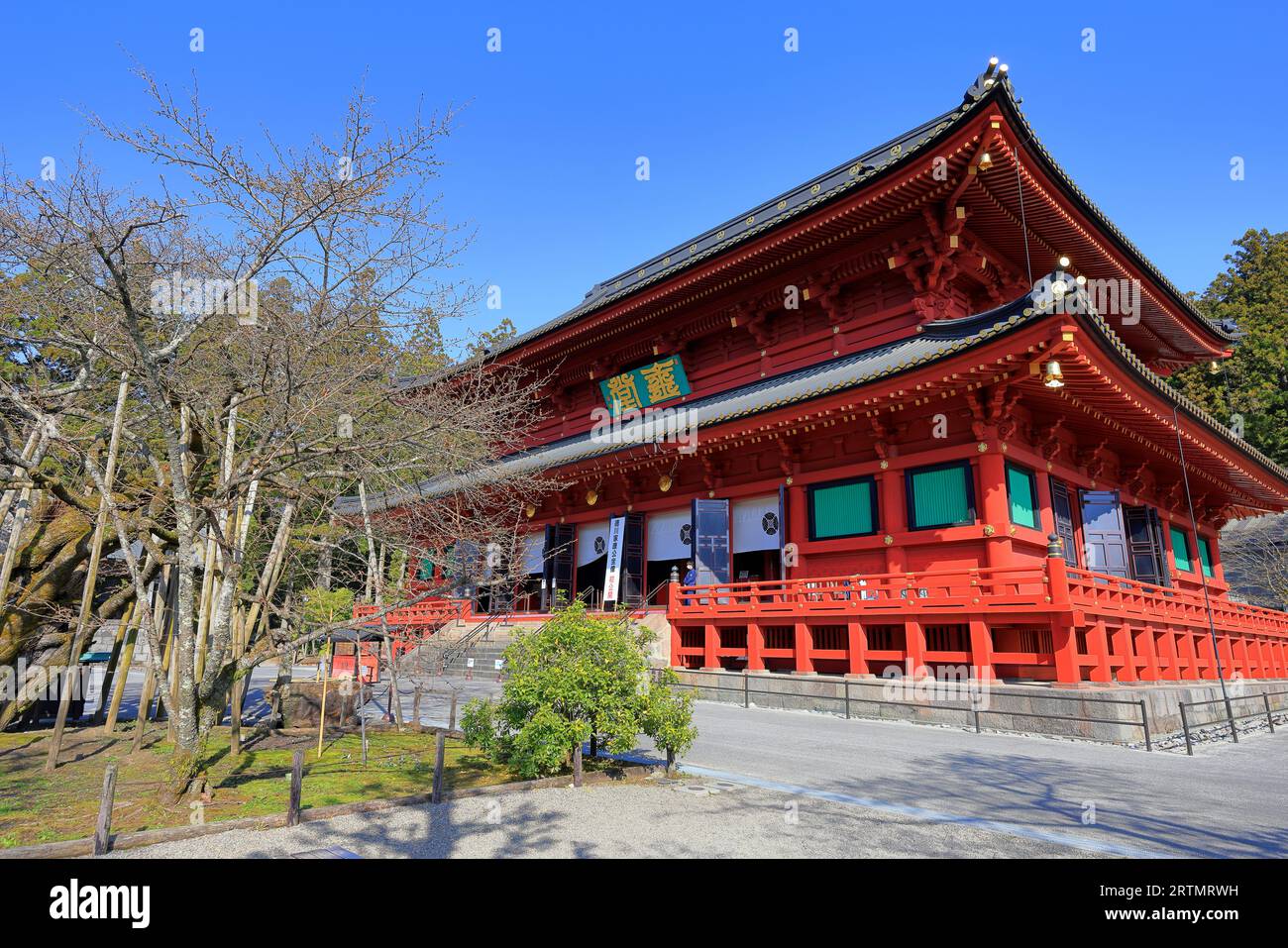 Nikkozan Rinnoji Temple (Buddhist complex with a renowned wooden hall ...