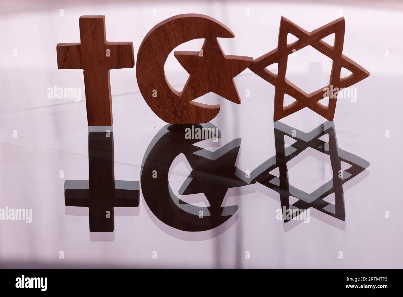 Christianity, Islam and Judaism : the three monotheistic religions ...