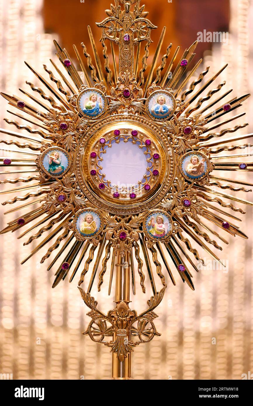 Adoration Monstrance