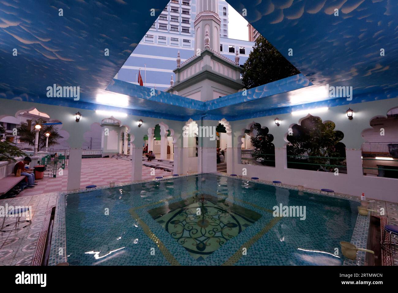 The Saigon Central Mosque ( Masjid Musulman) was built in 1935. Basin ...