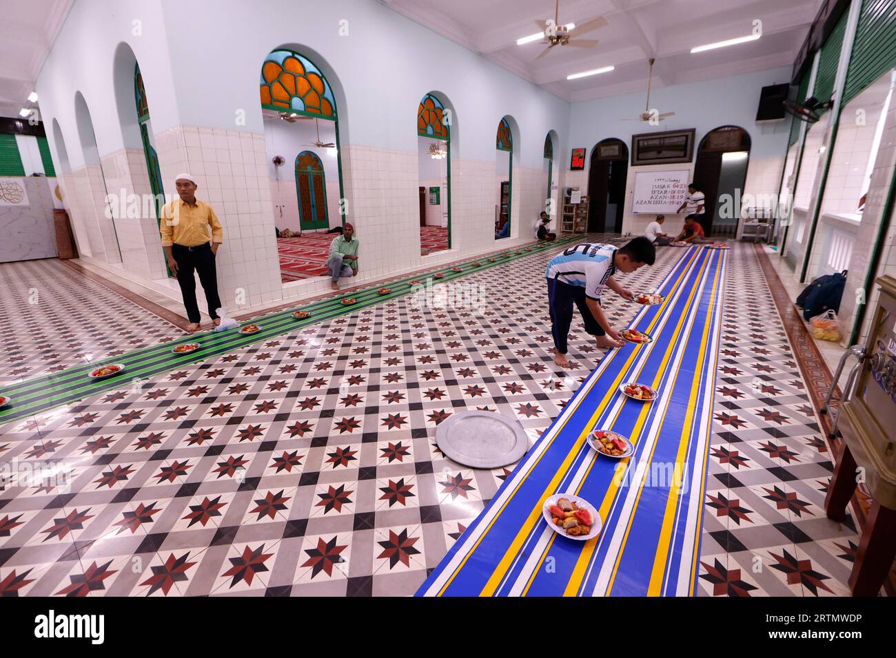 Iftar (Ramadan dinner breaking the day-long fast) at Saigon mosque ...