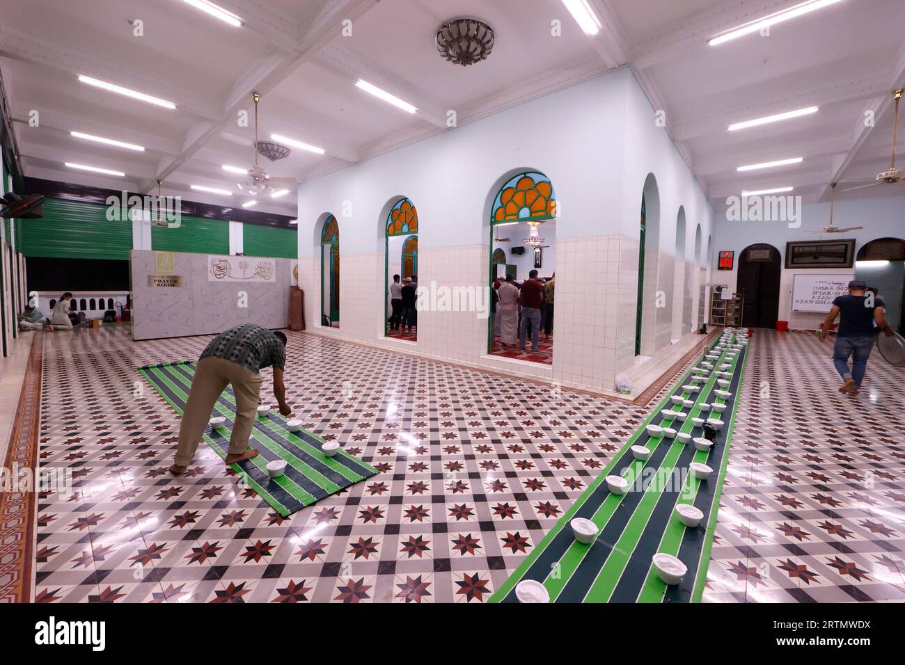Iftar (Ramadan dinner breaking the day-long fast) at Saigon mosque ...