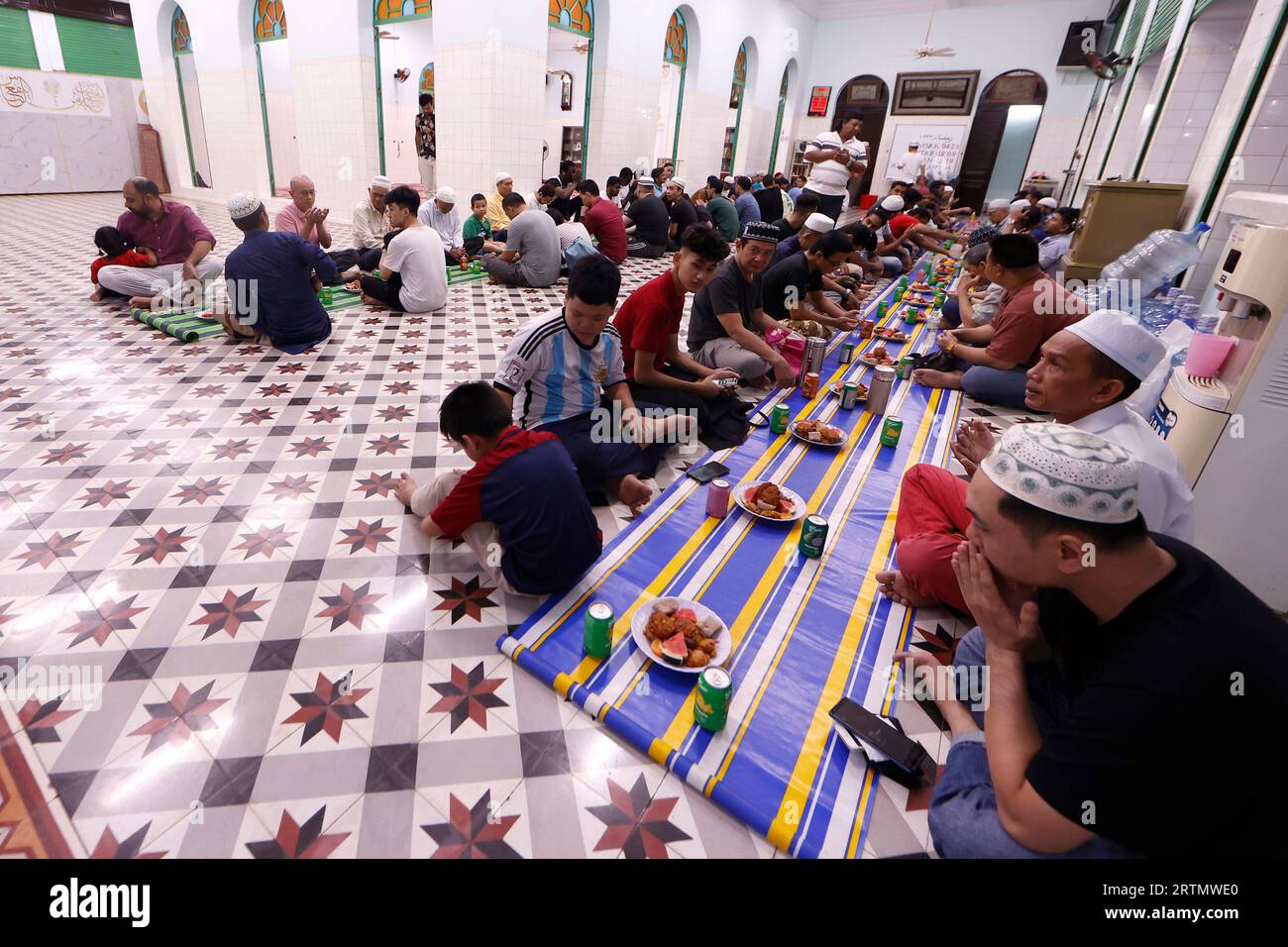 Iftar (Ramadan dinner breaking the day-long fast) at Saigon mosque ...
