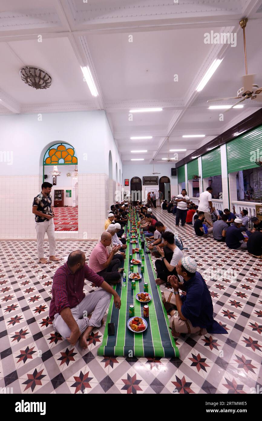 Iftar (Ramadan dinner breaking the day-long fast) at Saigon mosque ...