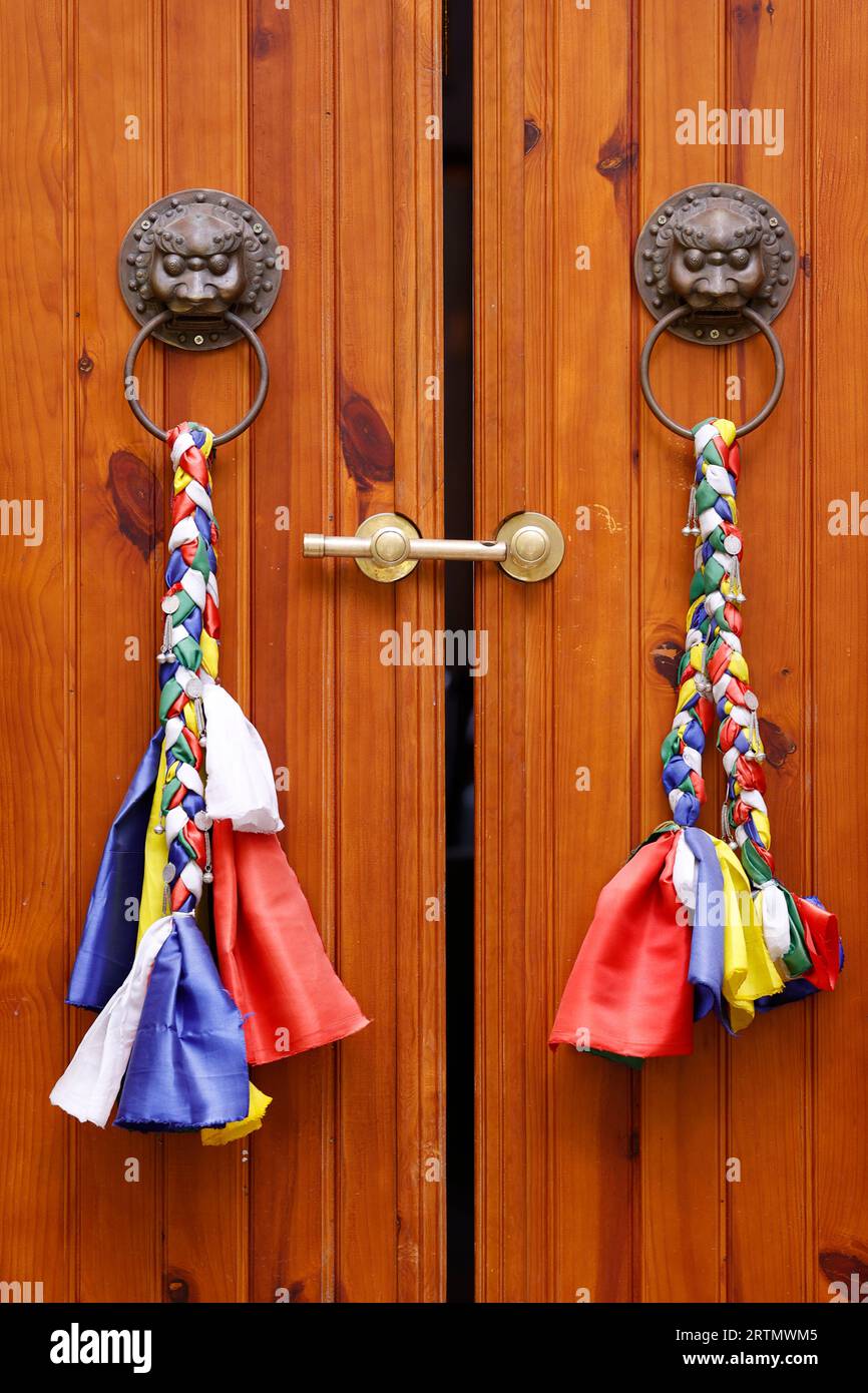 Van hanh pagoda hi-res stock photography and images - Alamy