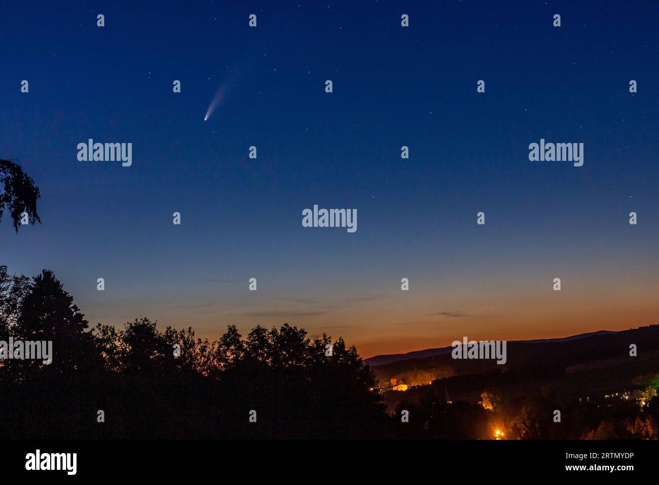 Landscape image with the comet C/2020 F3 Neowise Stock Photo - Alamy