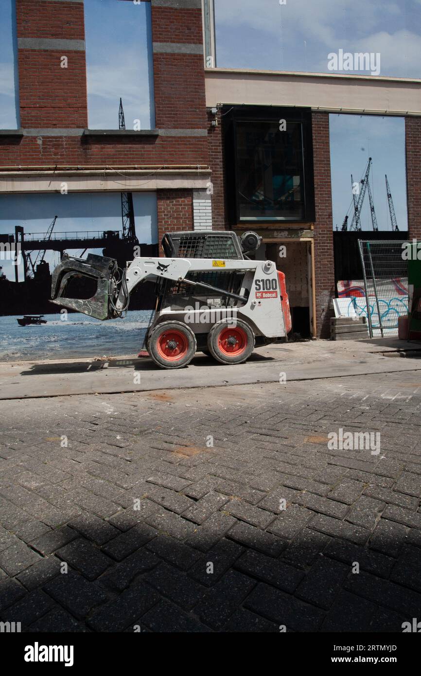 Photo series of 'De Fabriek' in Rotterdam Delfshaven during the ...